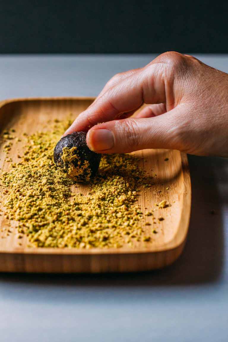 Date-Sweetened Chocolate Pistachio Bites Recipe | VEEG