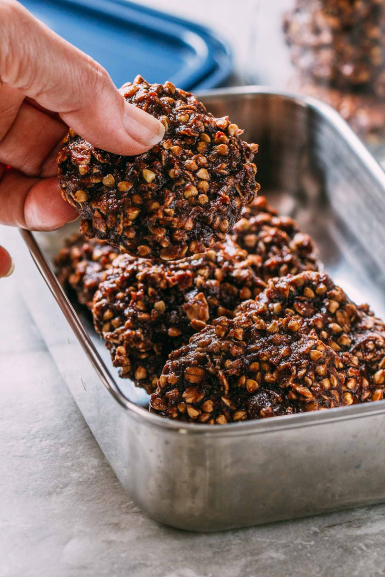 Plant-Based Chocolate Crunch Cookies (Gluten-Free) Recipe | VEEG