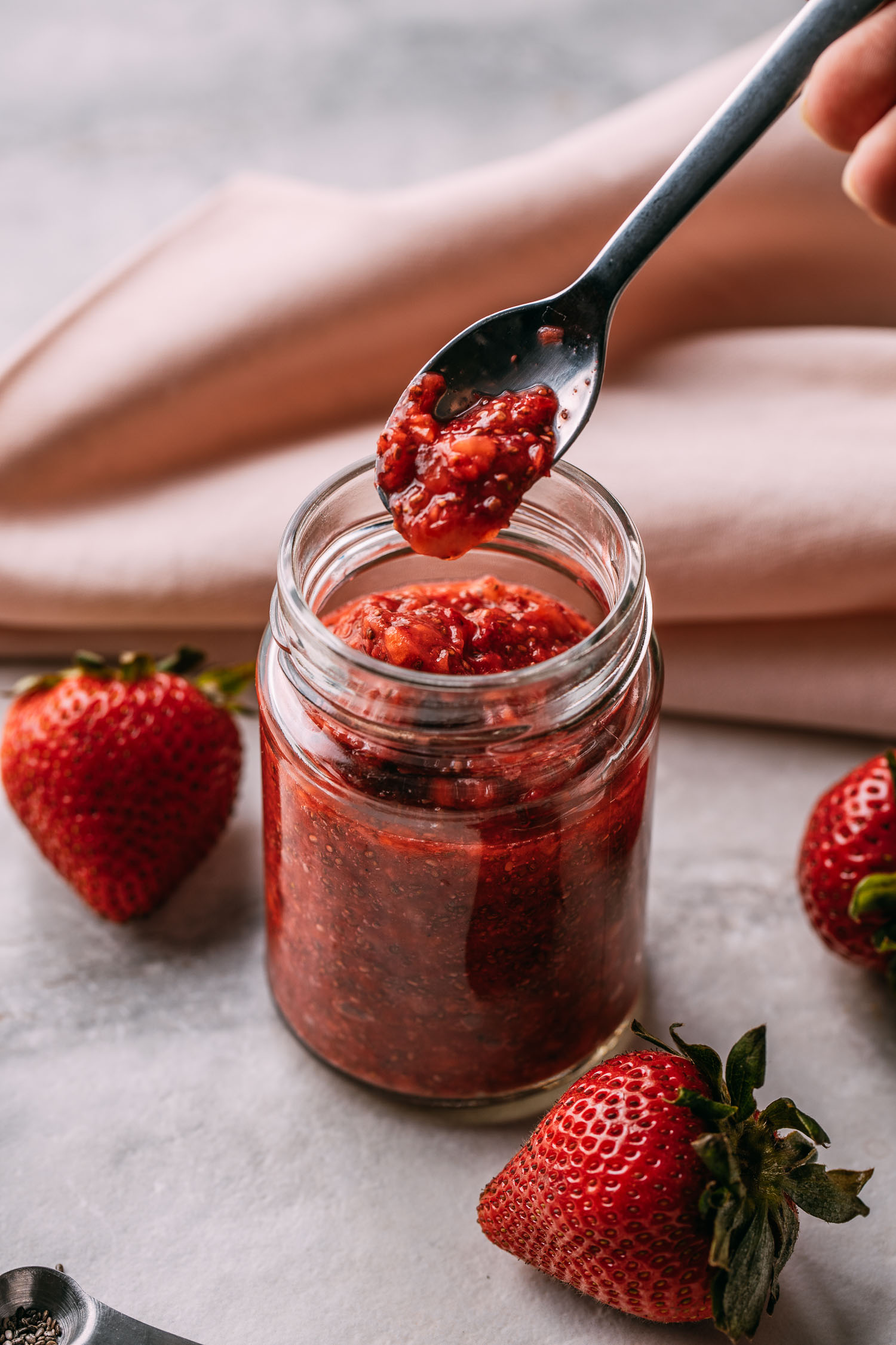 Easy Raw Homemade Jam with Chia Seeds Recipe | VEEG