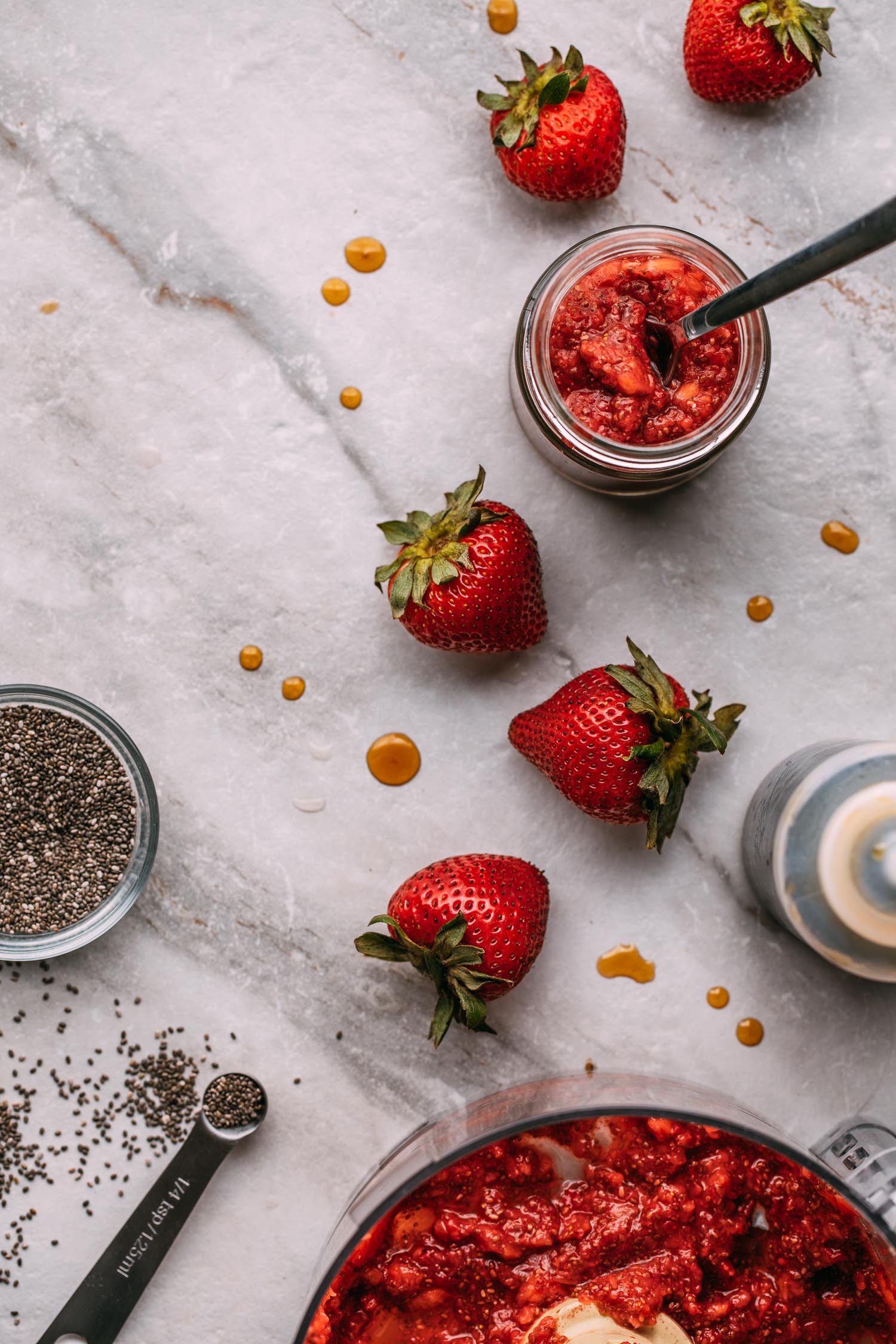 Easy Raw Homemade Jam with Chia Seeds Recipe | VEEG